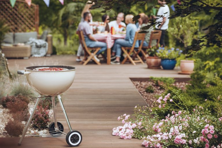 Barbecue 101 - Using a Barbecue in Your Garden | Gardening Agency Blog